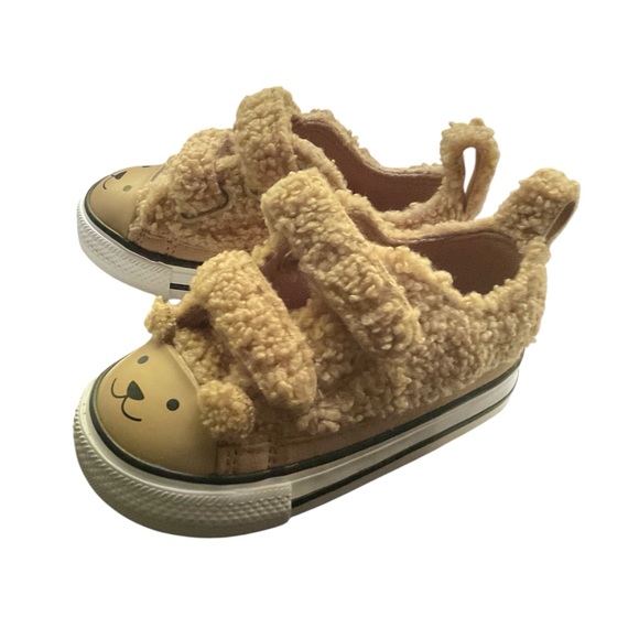 Converse | Shoes | Chuck Taylor All Star Converse Easy On Teddy Bear Sz ...